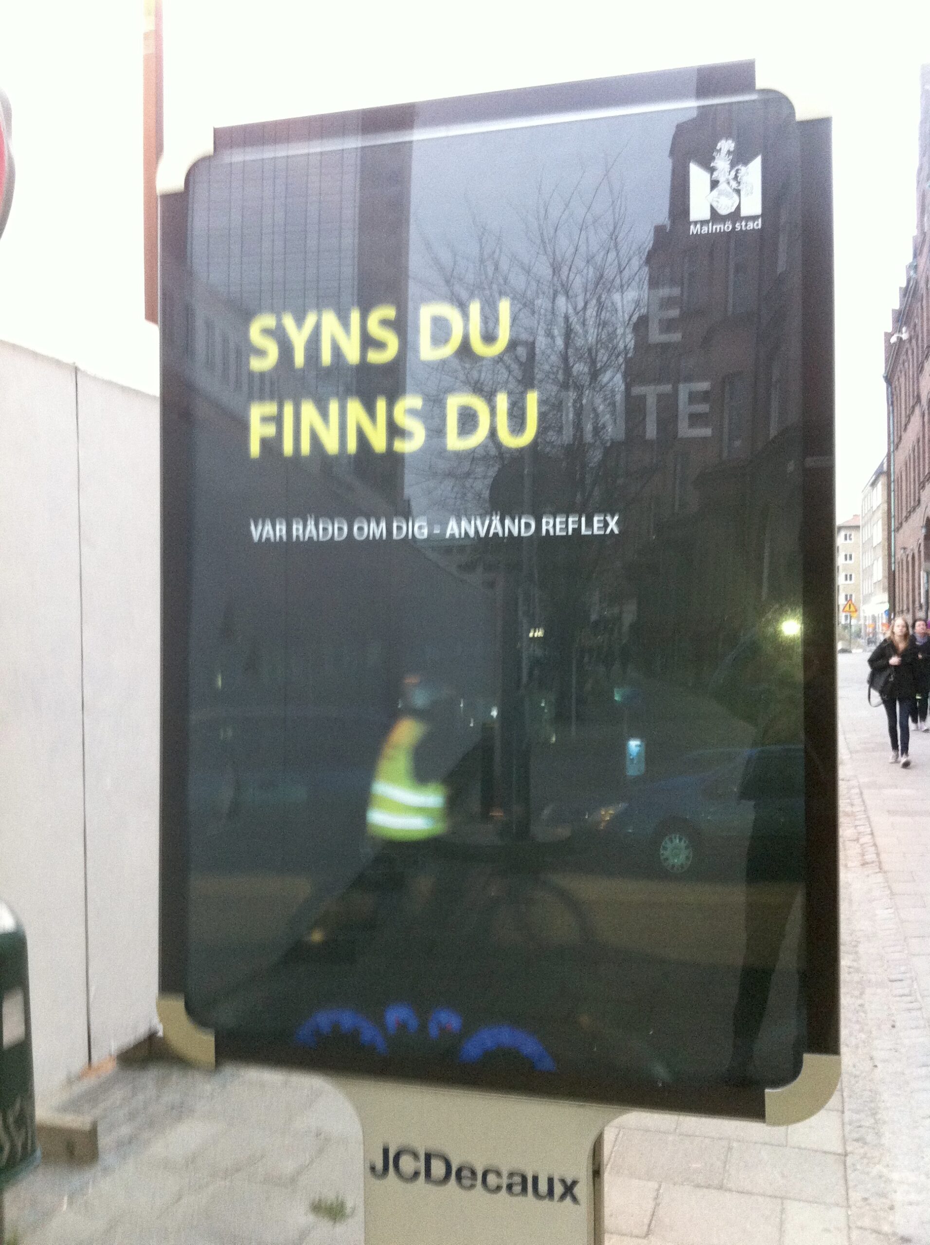 Marie Bonfils: omrum - ses du ikke findes du ikke - Art Matter - Guide ...